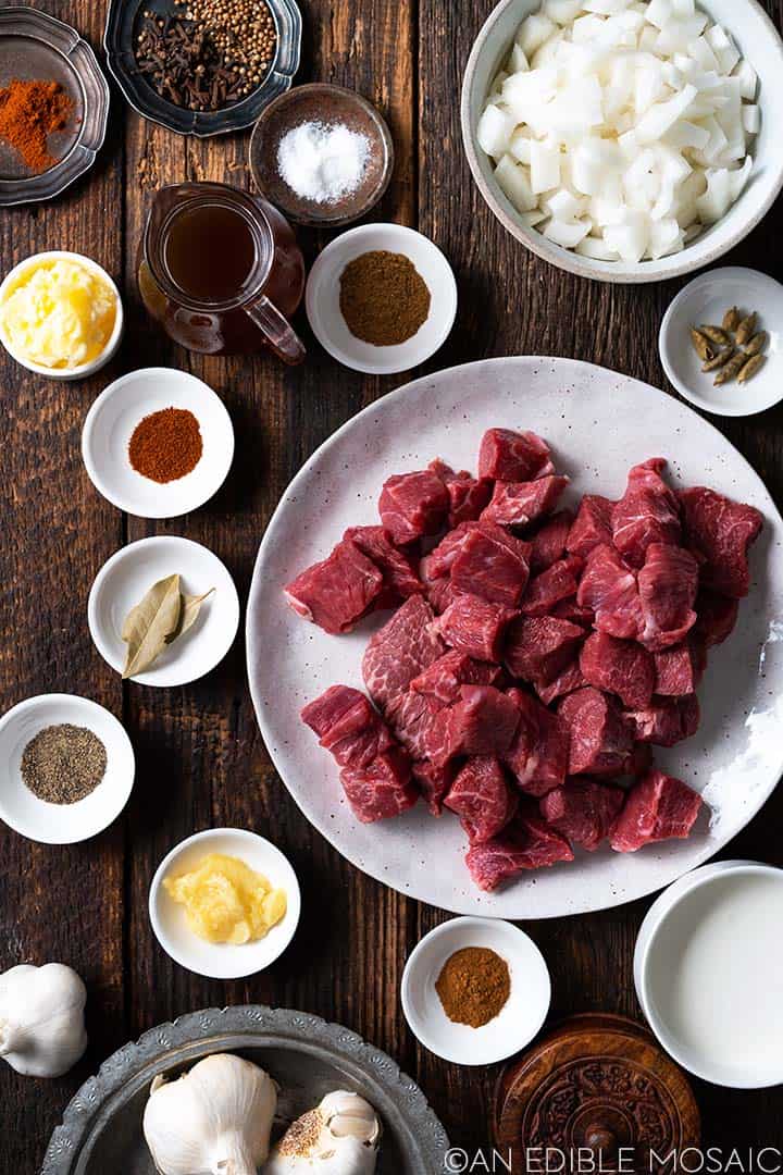 Rogan Josh Recipe (Kashmiri Red Curry with Meat)