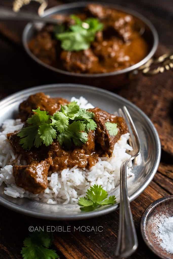 Rogan Josh Recipe (Kashmiri Red Curry with Meat)