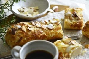 Quick Banketstaaf (Dutch Christmas Log Pastry with Marzipan) - An ...