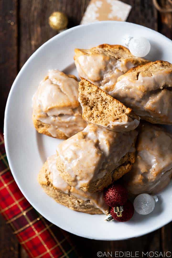 Spiced Gingerbread Scones to Make Your House Smell Like Christmas - An ...