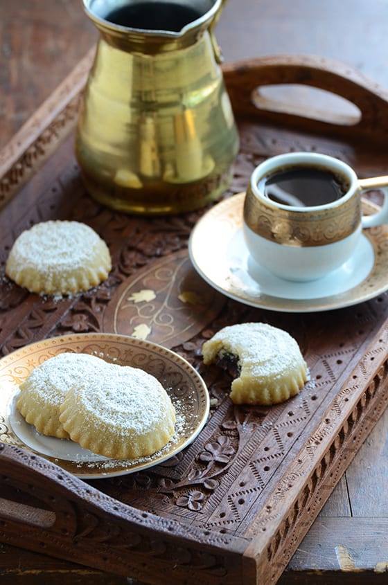 Ma’amoul (Middle Eastern Date Filled Cookies) - An Edible Mosaic™