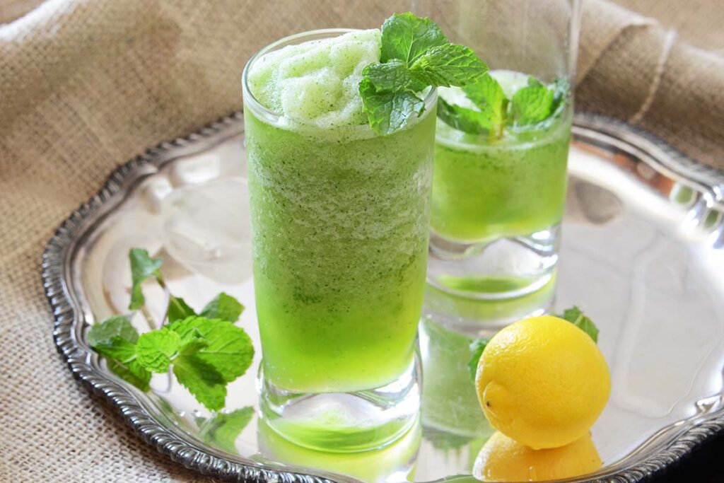Limonana (Middle Eastern Frozen Mint Lemonade Recipe) - An Edible Mosaic™