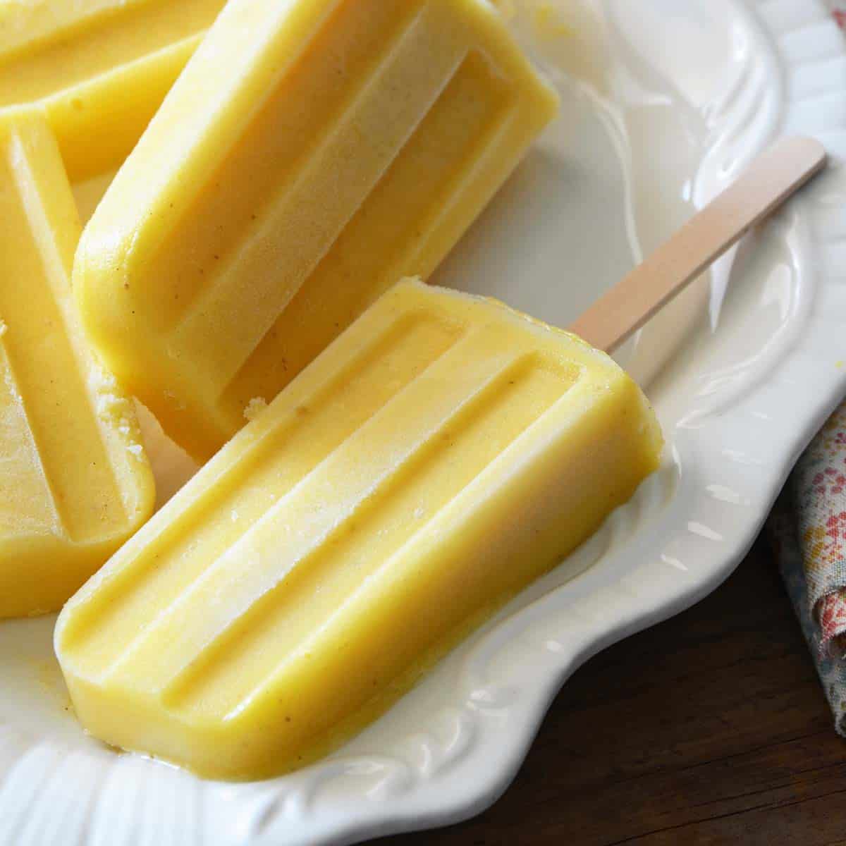 Red White and Blue Popsicles Recipe - An Edible Mosaic™