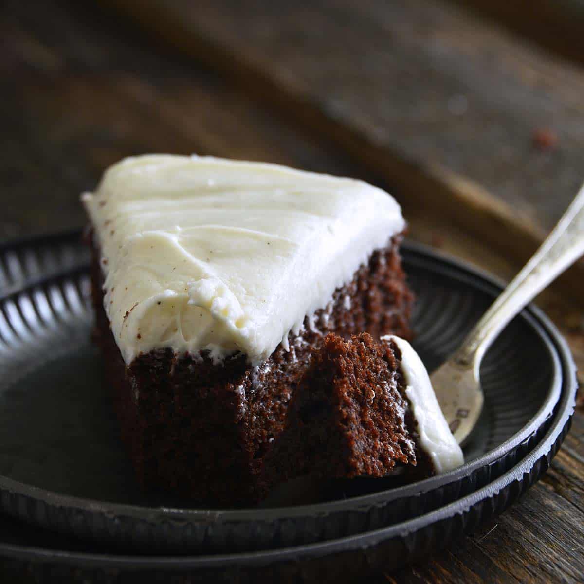 Rich Chocolate Guinness Cake Recipe with Vanilla Bean Cream Cheese ...