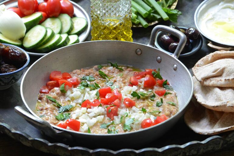 Foul Moudammas Recipe (Ful Medames) - Egyptian Fava Beans - An Edible ...