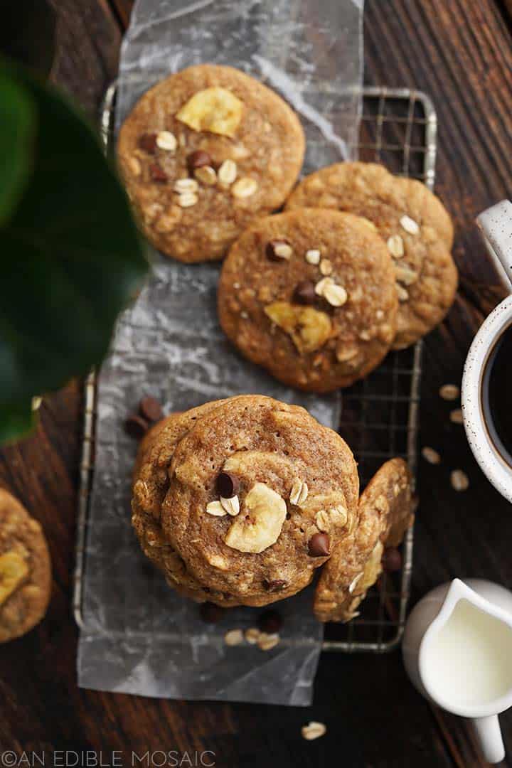 Easy 1-Bowl Chewy Double Banana Chocolate Chip Cookies Recipe - An ...