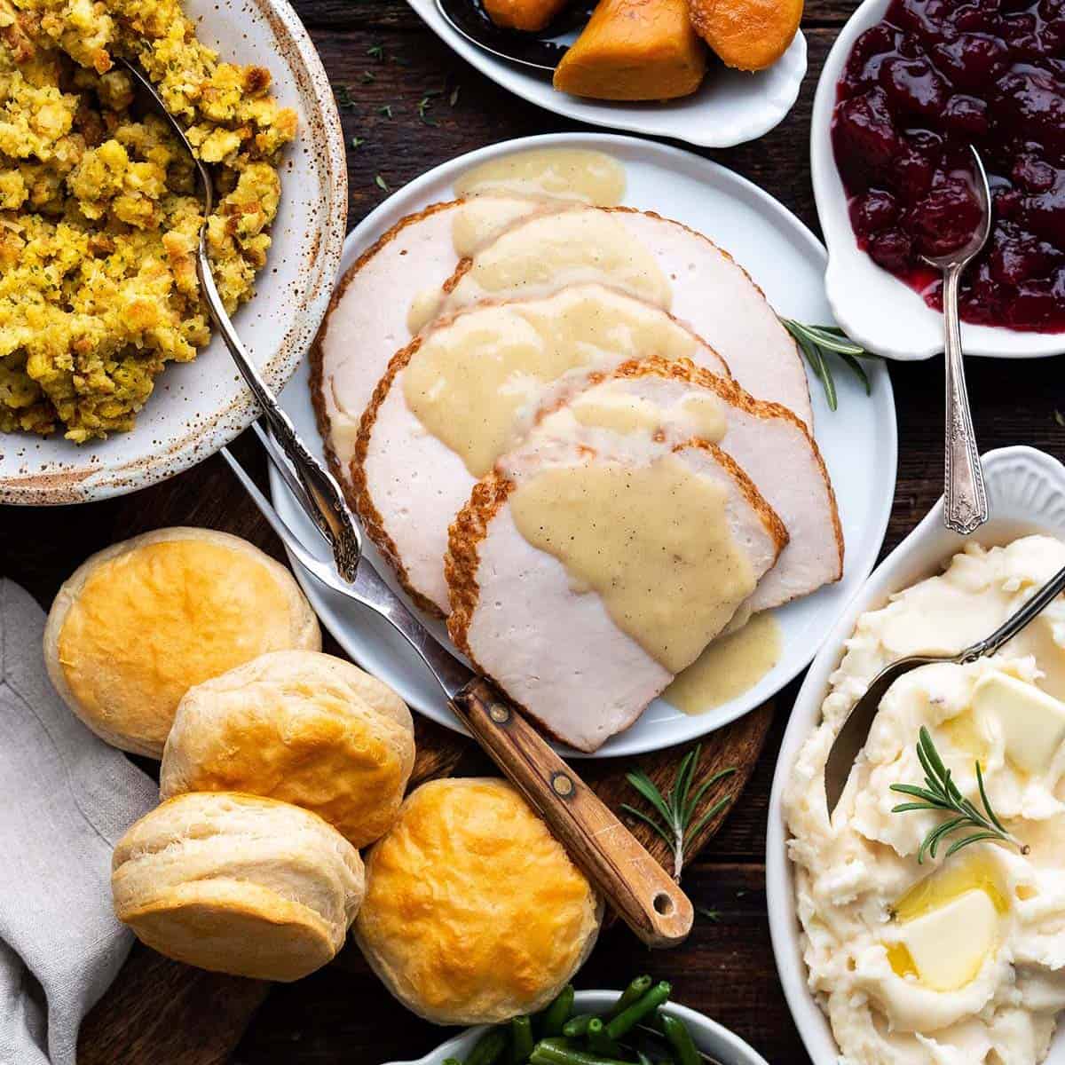 A Traditional Easy Thanksgiving Dinner Menu For 4 - An Edible Mosaic™