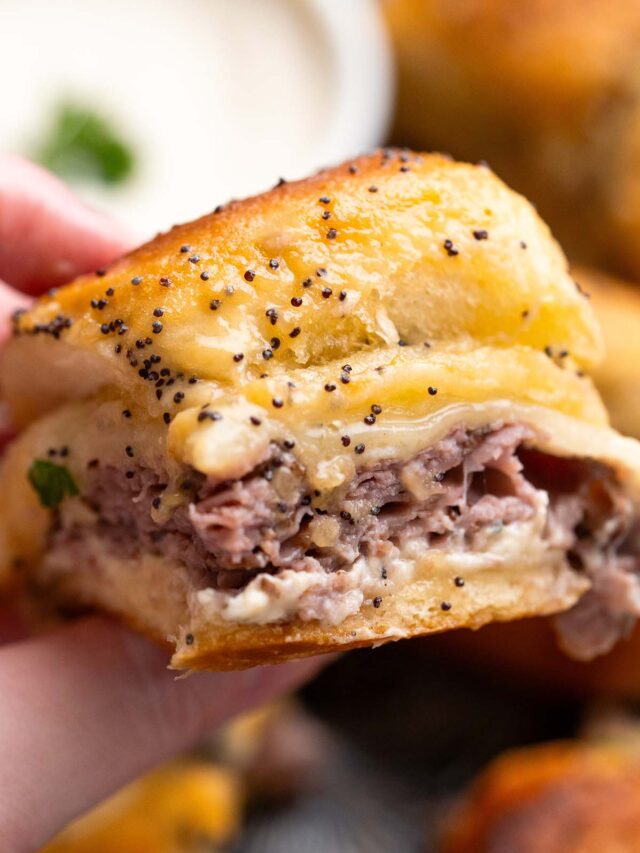 Roast Beef Sliders Recipe - An Edible Mosaic™