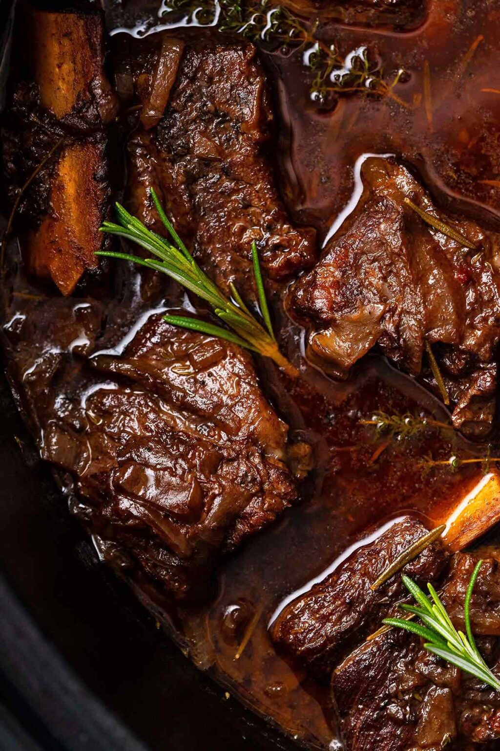 Tender Crockpot Beef Short Ribs with Red Wine - An Edible Mosaic™